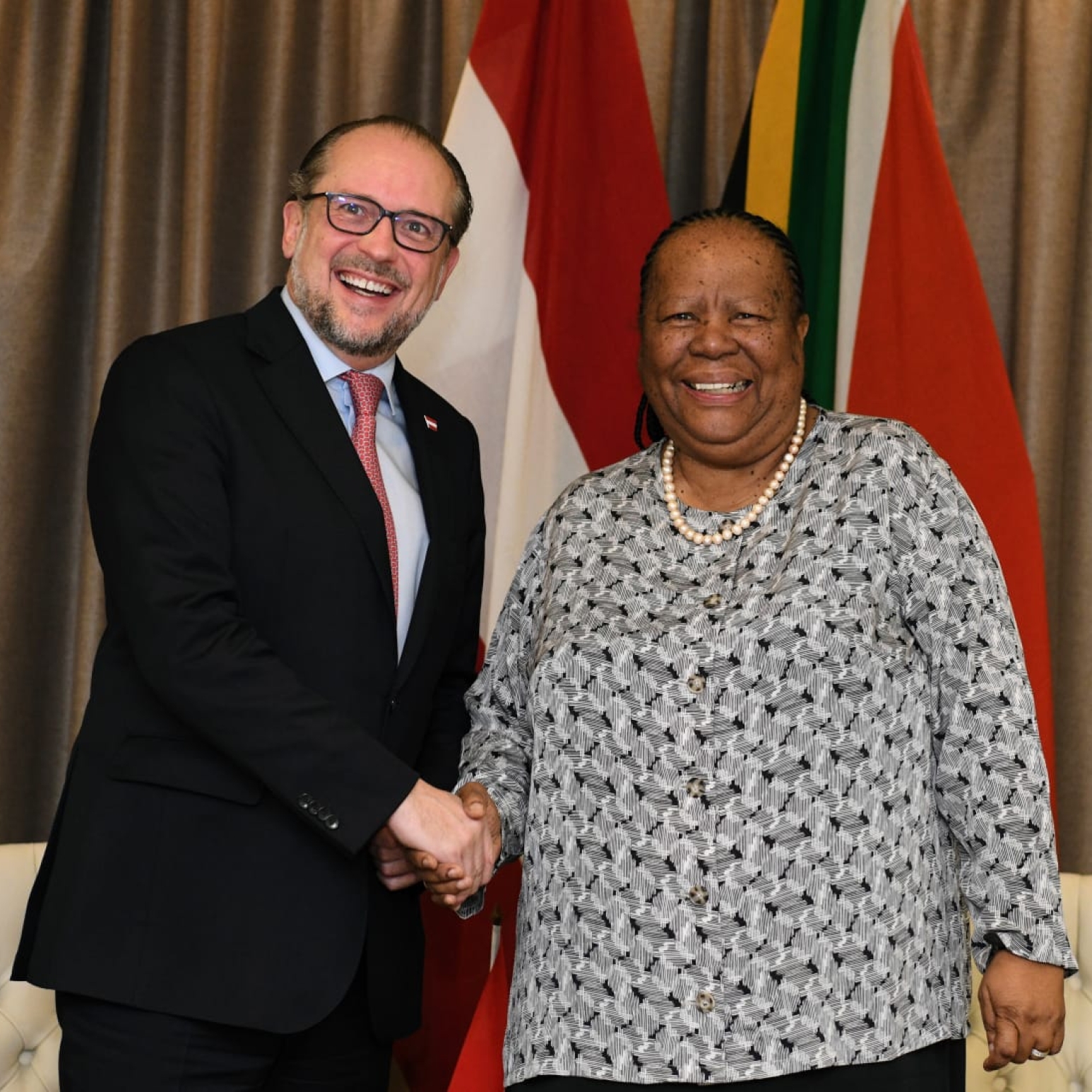 Gallery – DIRCO